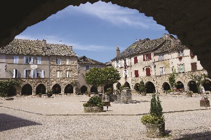 Circuit des bastides en camping car, Sauveterre-de-Rouergue | Turismo ...